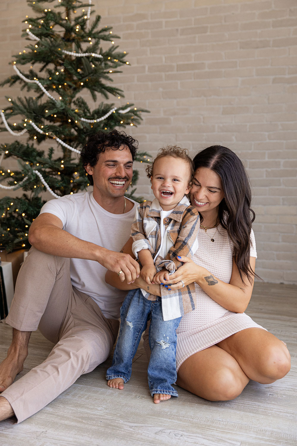 Family Christmas Poses